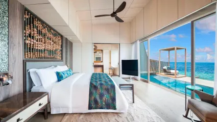 Panoramic Overwater St. Regis Suite with Pool