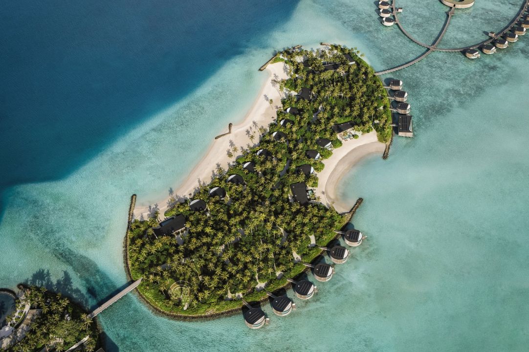 The Ritz-Carlton Maldives – 5-Star Luxury Resort