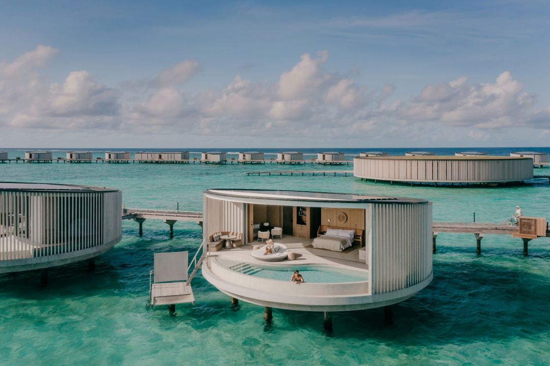 The Ritz-Carlton Maldives – 5-Star Luxury Resort